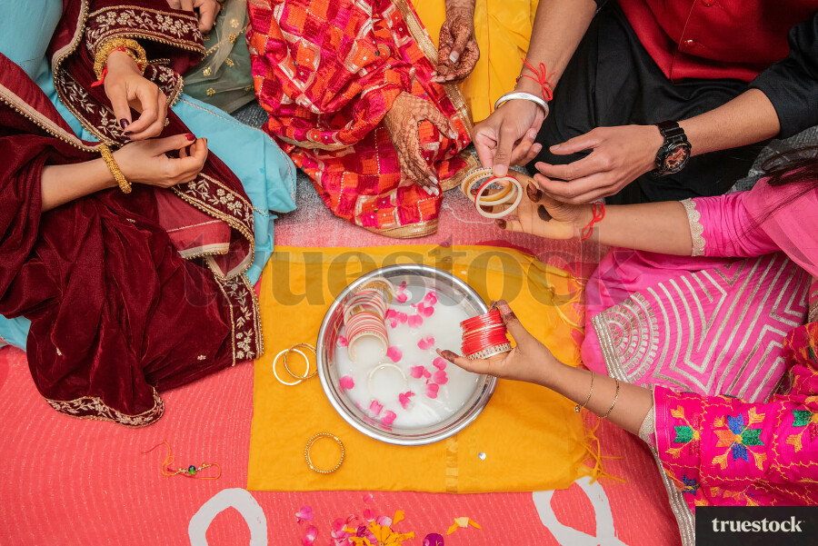 Indian females wearing churis at an Indian wedding ceremony by James ...